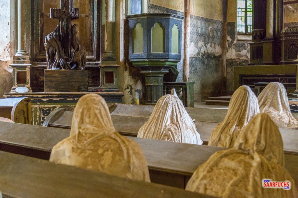 LP: Ghost Church - die verlassene Kirche mit Geocache